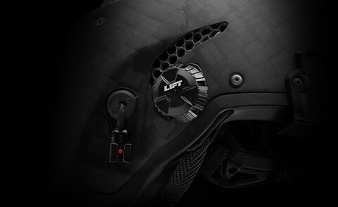 Fixed Wing Helmet Design & Production - LIFT Airborne Technologies